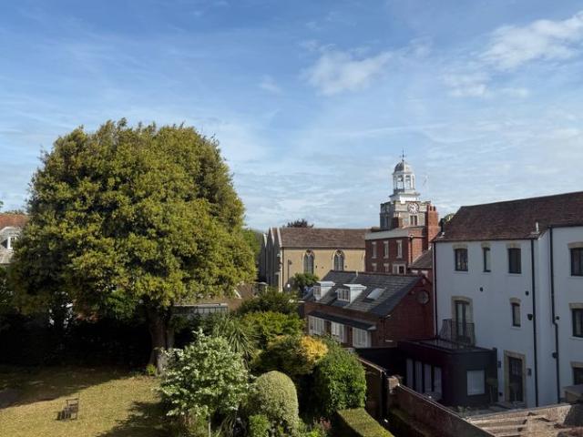 Church Lane, Lymington SO41, 1 bed flat to rent, £800 pcm | PrimeLocation