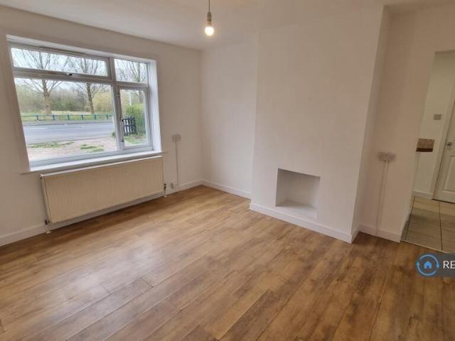 Church Lane, Manchester, M9 2 bed flat to rent £1,000 pcm £231 pw