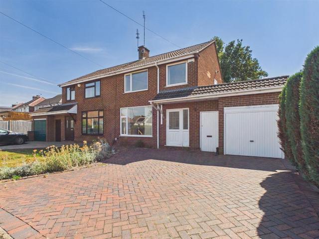 Church Lane, Nuneaton CV10, 3 bed property to rent, £1,250 pcm | PrimeLocation