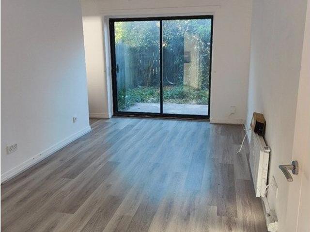 Church Mews, Nottingham NG2, 2 bed terraced house to rent, £995 pcm | PrimeLocation