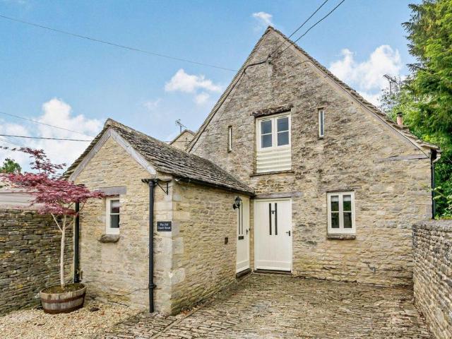 Church Street, Meysey Hampton GL7 3 bed house to rent £3,095 pcm £714 pw