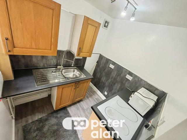 Church Street, Mountain Ash CF45, 3 bed property to rent, £900 pcm | PrimeLocation