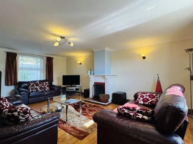 Church Street, Carmarthen, SA33