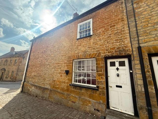 Church Street, Crewkerne TA18, 2 bed cottage to rent, £850 pcm | PrimeLocation