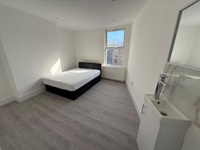 Church Street, Croydon CR0, 5 bed flat to rent, £3,500 pcm | PrimeLocation
