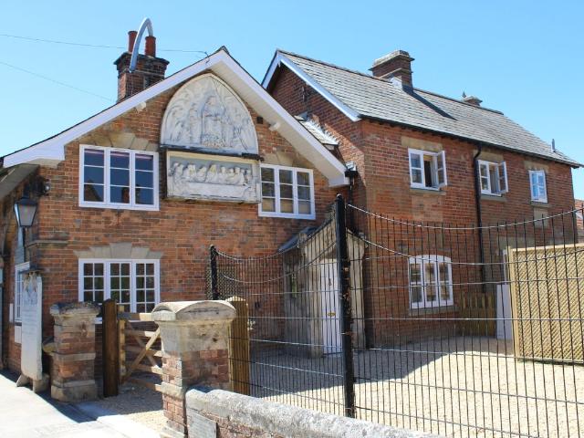 Church Street, Great Bedwyn SN8, 3 bed town house to rent, £2,900 pcm | PrimeLocation