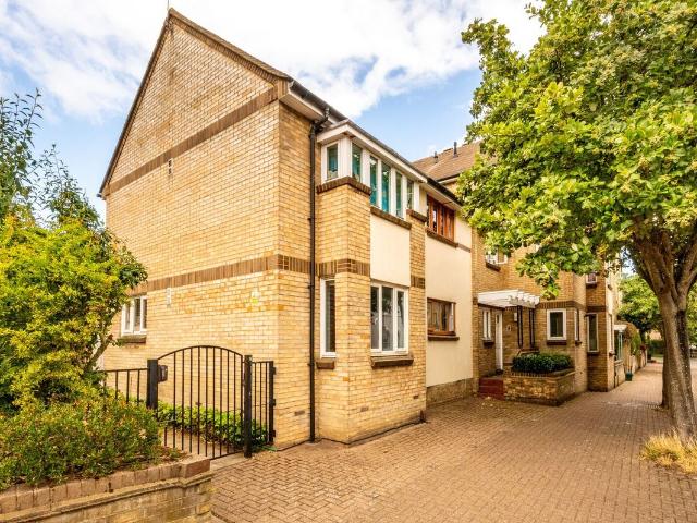 Church Street, Isleworth TW7, 2 bed flat to rent, £1,700 pcm | PrimeLocation