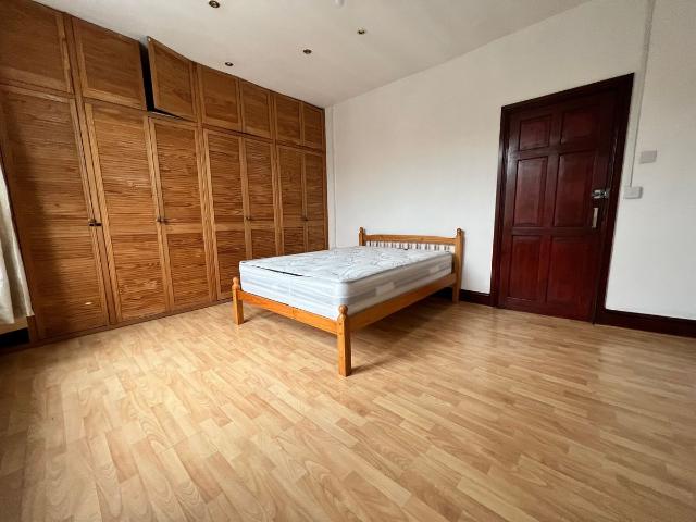 Church Street, London N16, 4 bed flat to rent, £3,700 pcm | PrimeLocation