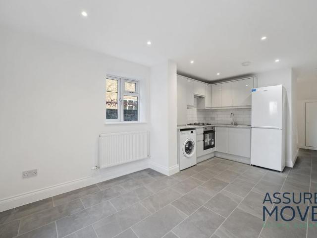 Church Street, London, N9 2 bed ground floor flat to rent £1,750 pcm £404 pw