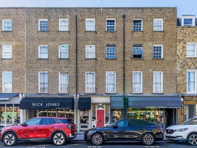 Church Street, London NW8 2 bed flat to rent £2,850 pcm £658 pw