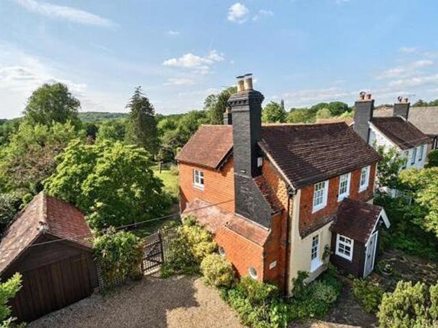 Church Street, Rudgwick, 3 Bedroom Detached