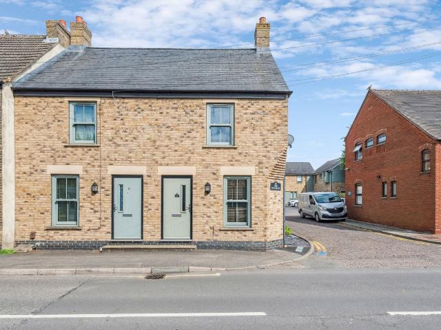 Church Street, St. Neots, Cambridgeshire PE19, 2 bed end terrace house to rent, £1,300 pcm | PrimeLocation