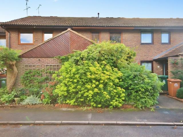 Church Street, Staines Upon Thames, Surrey TW18, 3 bed terraced house to rent, £2,100 pcm | PrimeLocation
