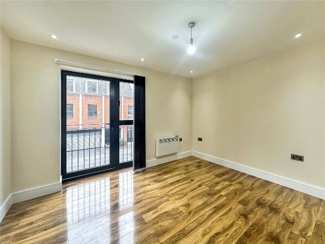 Church Street, Slough, Berkshire SL1, 2 bed flat to rent, £1,550 pcm | PrimeLocation