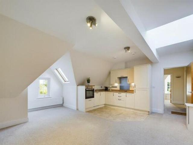 Church Street, Warnham, 2 Bedroom Retirement