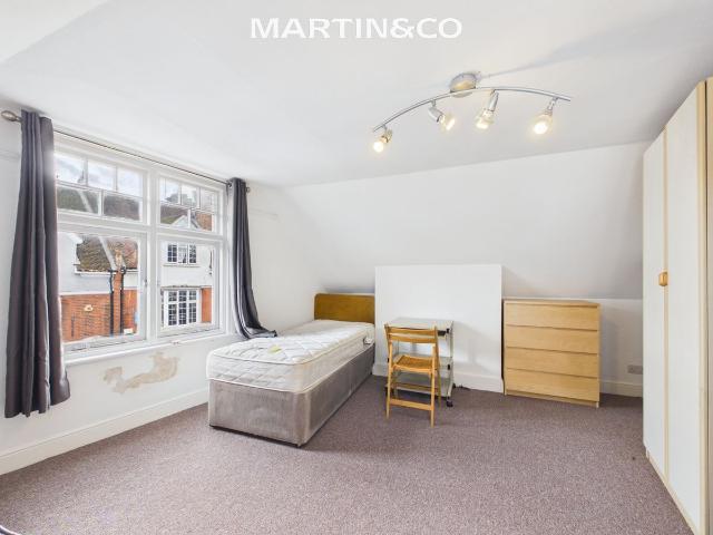 Church Street, Weybridge KT13, 3 bed flat to rent, £1,850 pcm | PrimeLocation