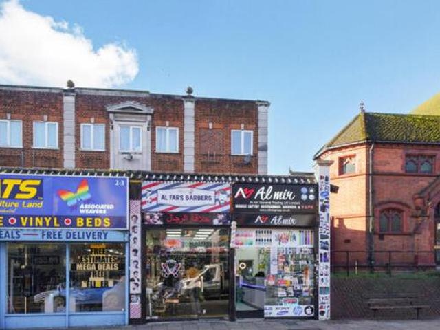 Church Parade, High Street, 2 Bedroom Flat
