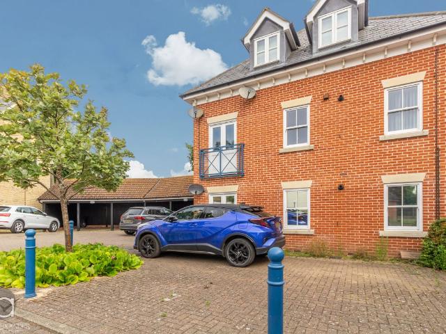 Church Road, Tiptree CO5, 2 bed flat to rent, £1,150 pcm | PrimeLocation