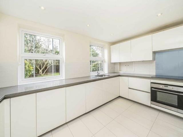 Church Road, TW10, London