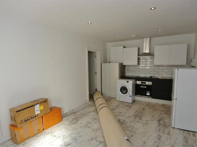 Church Road, Ashford TW15, 2 bed maisonette to rent, £1,750 pcm | PrimeLocation