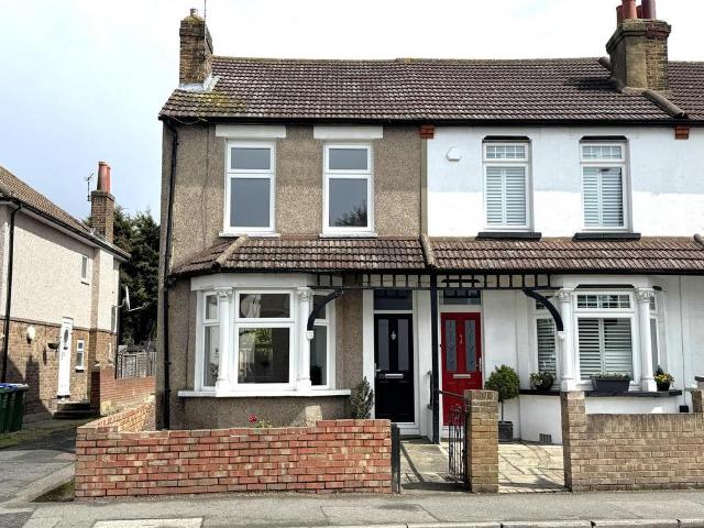 Church Road, Bexleyheath DA7 2 bed end of terrace house to rent £1,695 pcm £391 pw