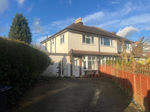Church Road, Birmingham B33, 2 bed property to rent, £1,150 pcm | PrimeLocation
