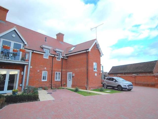 Church Road, Boreham, Chelmsford CM3, 2 bed flat to rent, £1,150 pcm | PrimeLocation