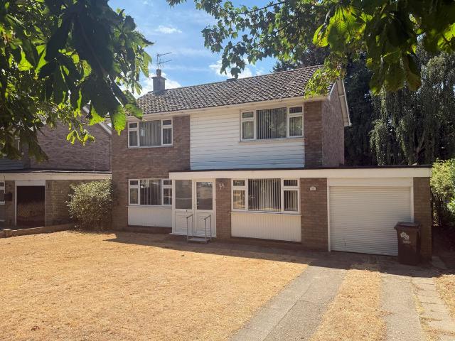 Church Road, Brightlingsea, Colchester CO7, 3 bed detached house to rent, £2,000 pcm | PrimeLocation