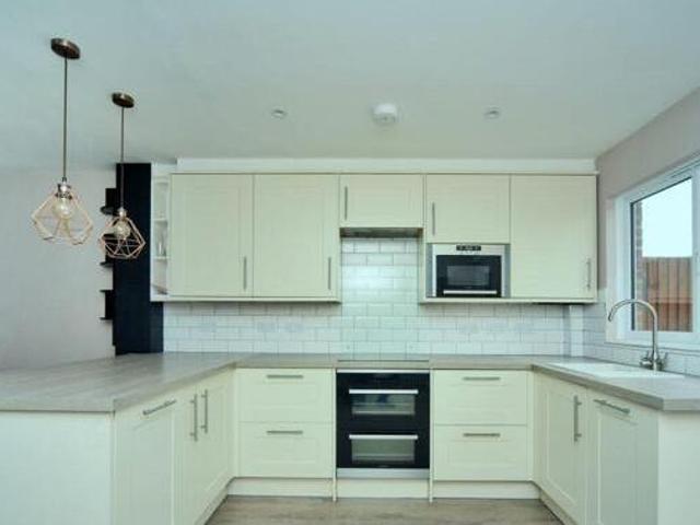 Church Road, Colliers Wood, 2 Bedroom Terraced