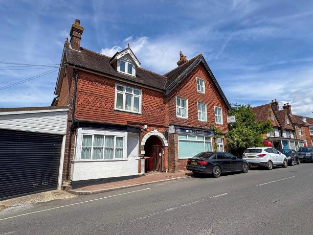 Church Road, Crowborough, TN6 Studio to rent £1,000 pcm £231 pw