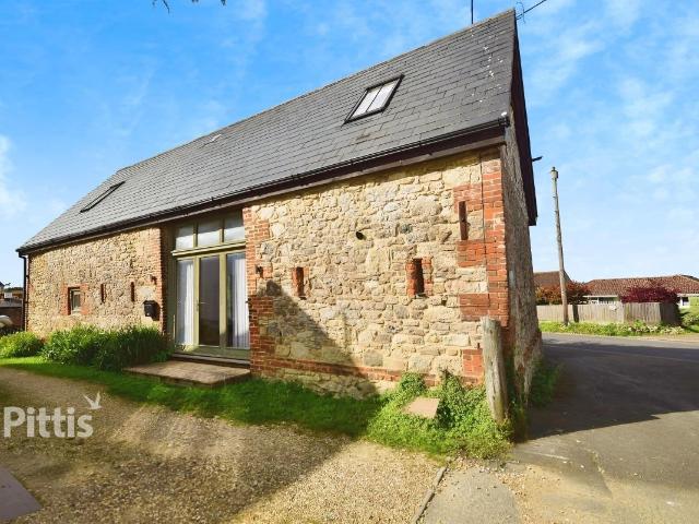 Church Road, Havenstreet, Ryde PO33, 2 bed barn conversion to rent, £1,500 pcm | PrimeLocation