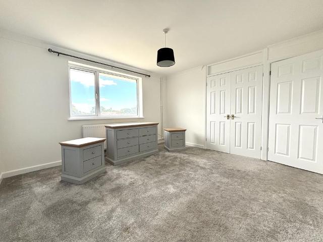 Church Road, Hayling Island, PO11 2 bed flat to rent £1,150 pcm £265 pw