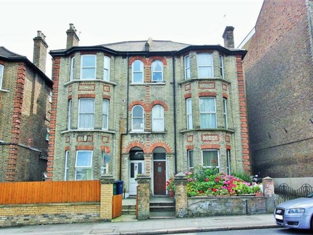 Church Road, Hendon, NW4 3 bed apartment to rent £1,950 pcm £450 pw
