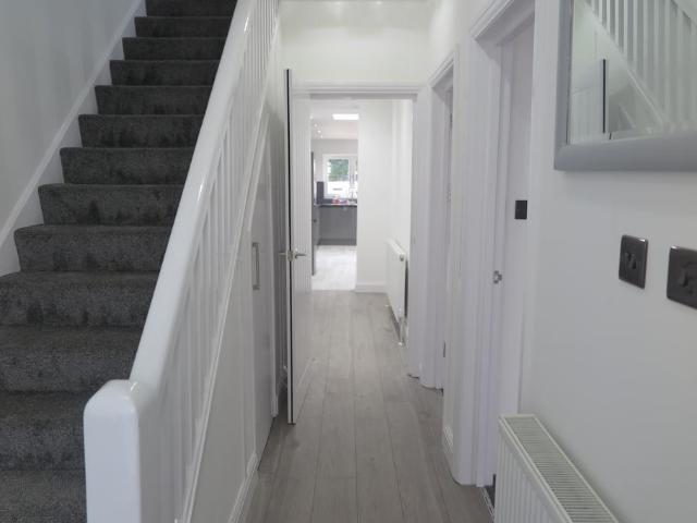 Church Road, Hounslow TW5 4 bed semi detached house to rent £3,300 pcm £762 pw