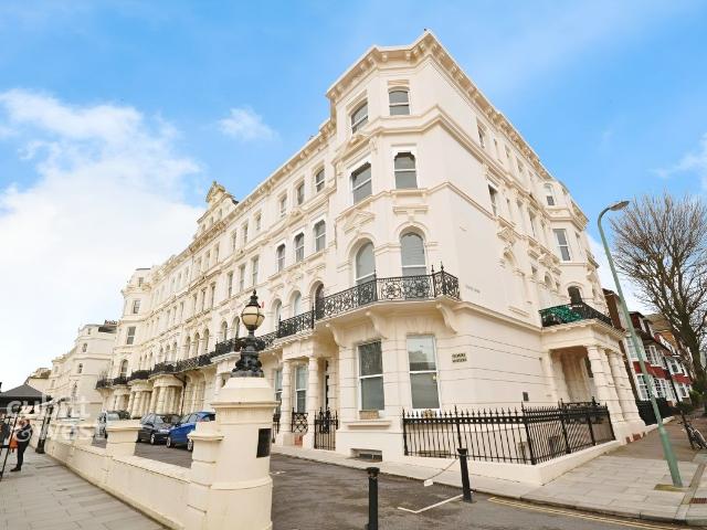 Church Road, Hove BN3, 1 bed flat to rent, £1,100 pcm | PrimeLocation