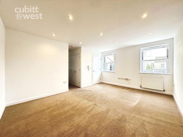 Church Road, Hove BN3, Studio to rent, £1,000 pcm | PrimeLocation