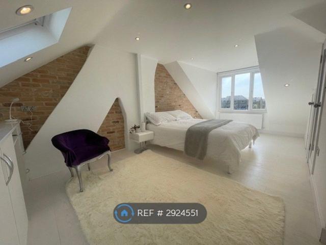 Church Road, Isleworth TW7, Room to rent, £995 pcm | PrimeLocation