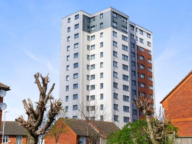 Church Road, Liverpool L22, 3 bed flat to rent, £1,150 pcm | PrimeLocation