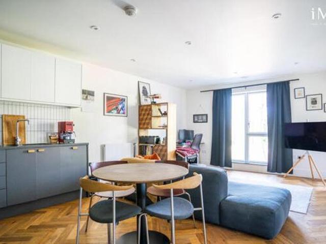 Church Road, London, 1 Bedroom Flat