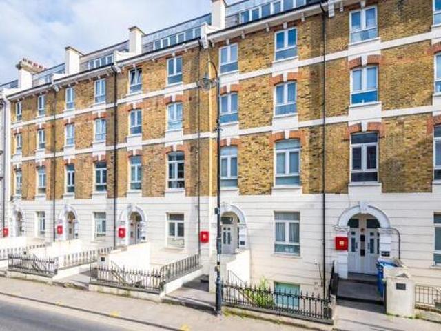 Church Road, London, 2 Bedroom Flat