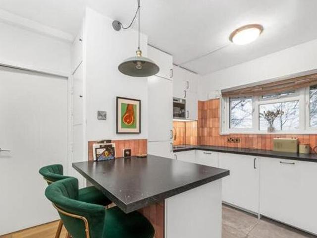 Church Road, London, 2 Bedroom Flat