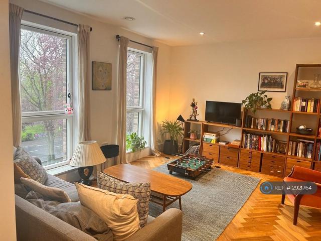 Church Road, London, SE19 2 bed flat to rent £2,200 pcm £508 pw