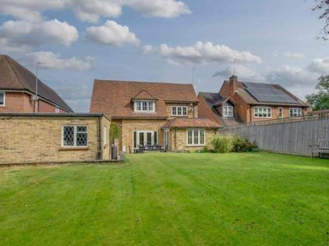 Church Road, Penn, 4 Bedroom Detached