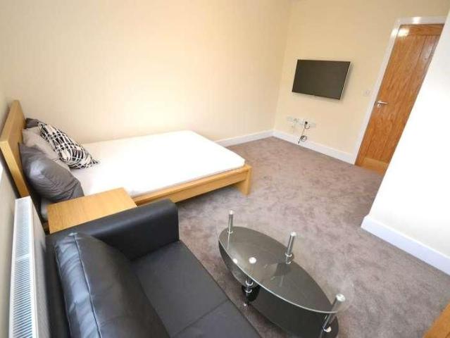 Church Road, Reading, Berkshire, RG6