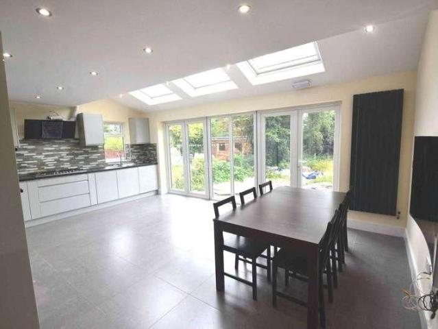 Church Road, Reading, RG6