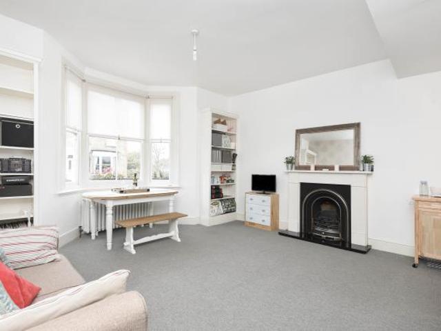 Church Road, Richmond, TW10 2 bed flat to rent £2,000 pcm £462 pw
