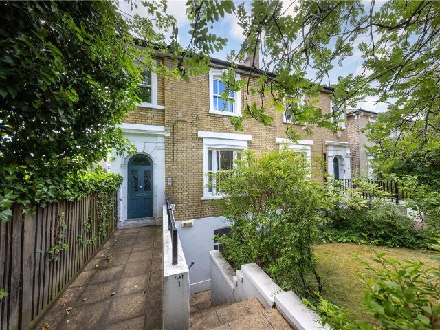 Church Road, Richmond, Surrey TW9, 1 bed flat to rent, £1,925 pcm | PrimeLocation