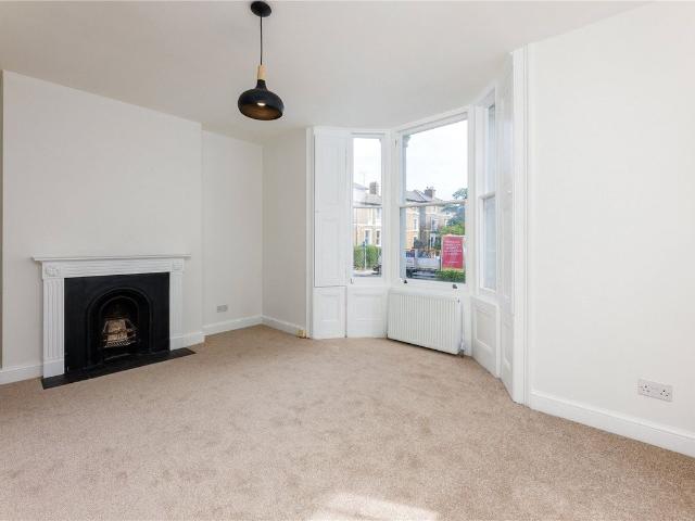 Church Road, Richmond, Surrey TW9, 2 bed flat to rent, £2,500 pcm | PrimeLocation