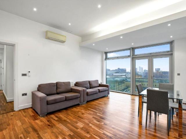 Church Road, Southend On Sea SS1, 2 bed flat to rent, £1,600 pcm | PrimeLocation