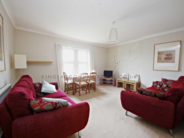 Church Rise, Forest Hill SE23, 3 bed flat to rent, £2,200 pcm | PrimeLocation